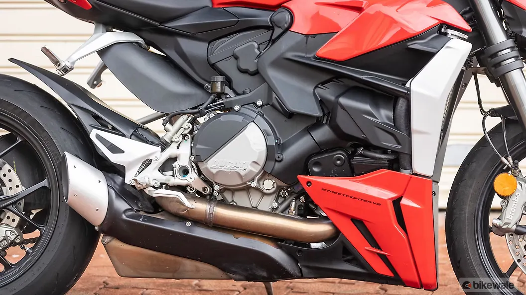 Ducati Streetfighter V2 Engine From Right Image – BikeWale