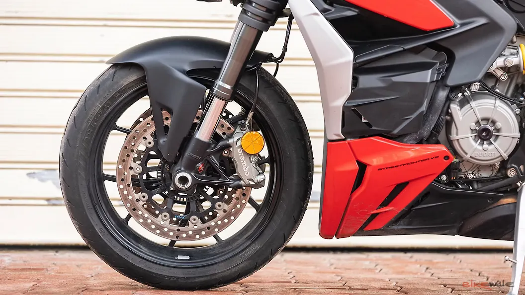 Ducati Streetfighter V2 Front Alloy Wheel Image – BikeWale
