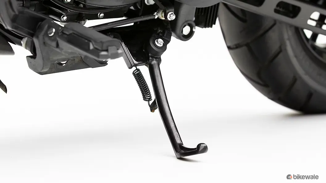 Keeway V302C Side Stand Image – BikeWale