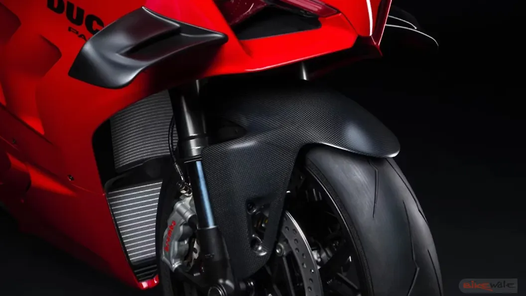 Ducati Panigale V4 Handle Bar Image – BikeWale
