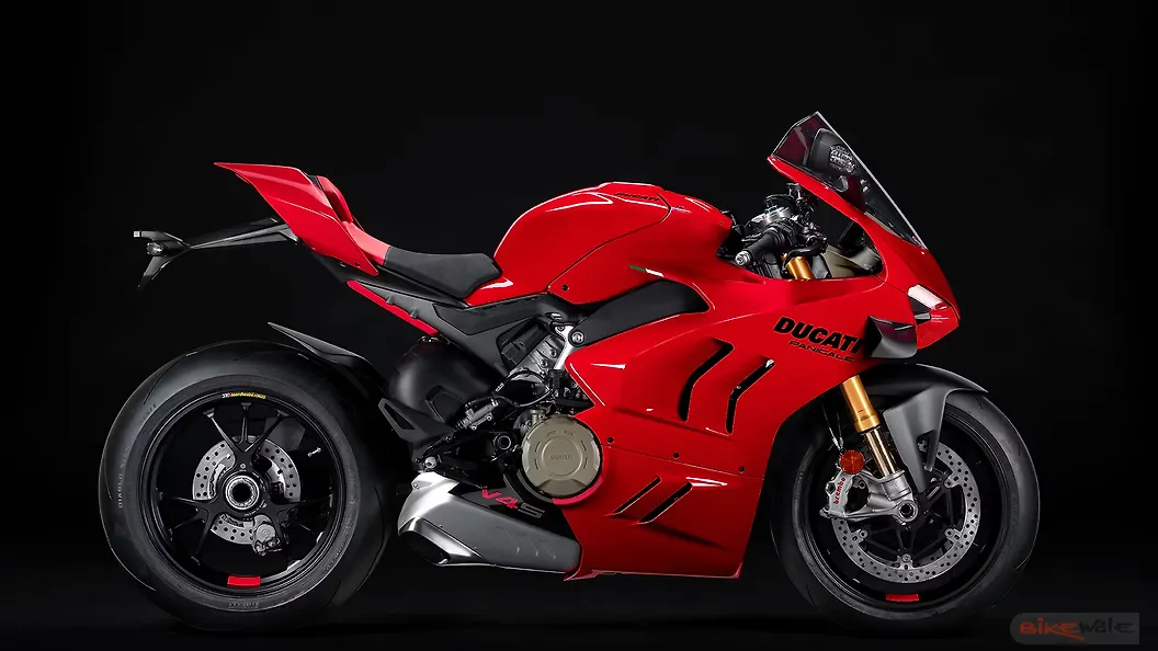 Ducati Panigale V4 Rear View Image – BikeWale