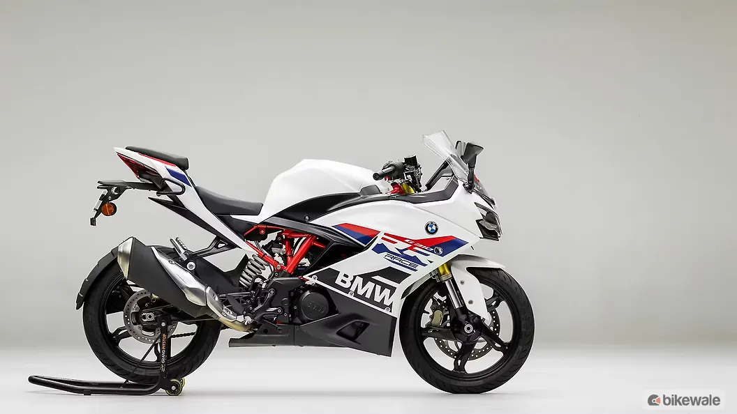 BMW G310 RR Right Side View Image – BikeWale