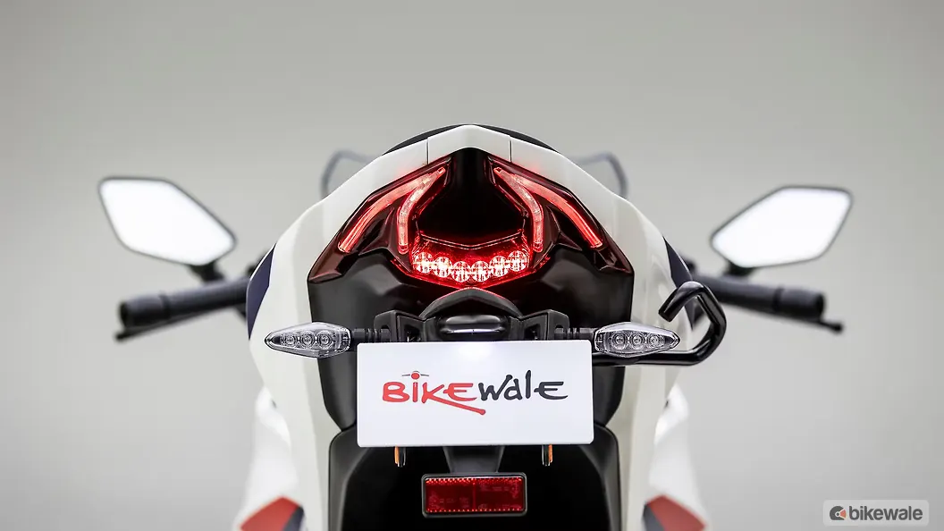 BMW G310 RR Tail Light Image – BikeWale