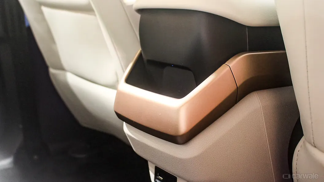 Harrier Center Console/Centre Console Storage Image, Harrier Photos in ...