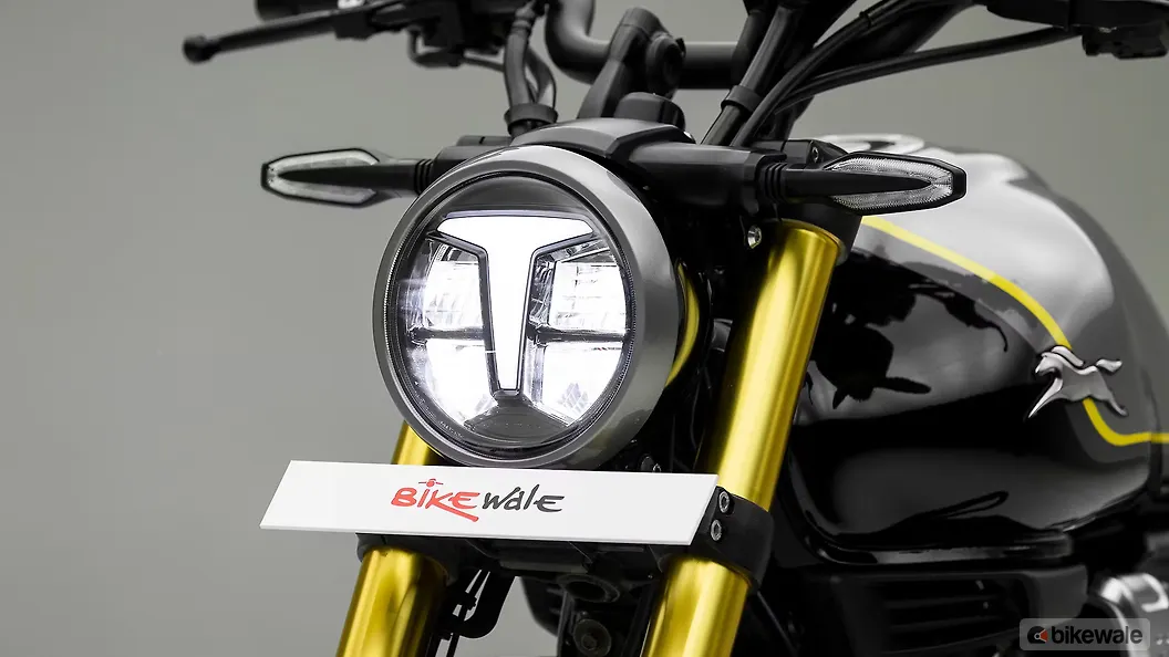 TVS Ronin Head Light Image – BikeWale