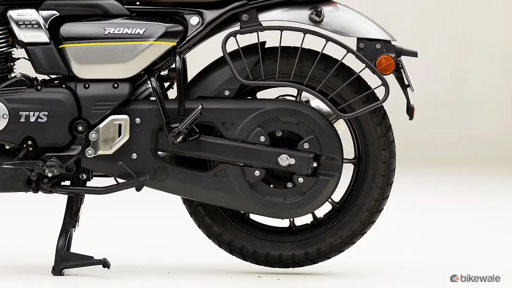 TVS Ronin Rear Tyre Hugger Image – BikeWale