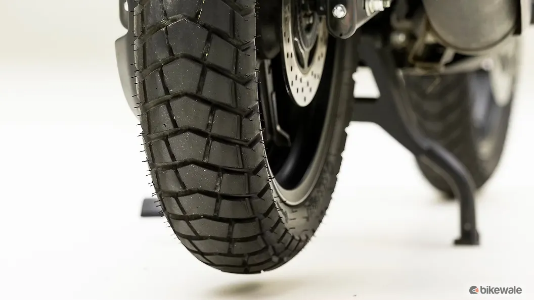 TVS Ronin Rear Mudguard Image – BikeWale