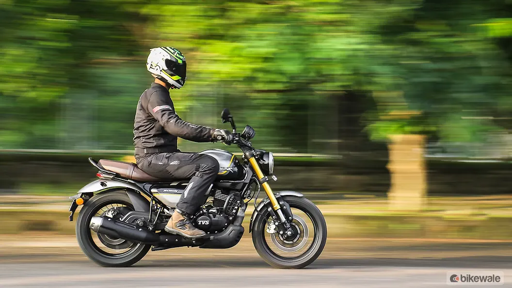 TVS Ronin Right Side View Image – BikeWale