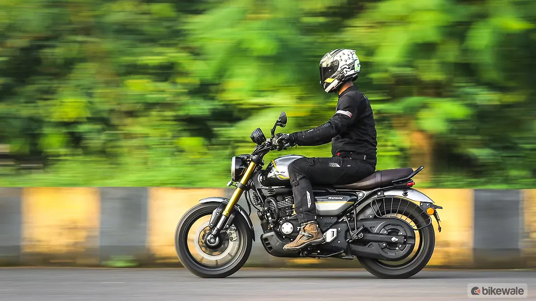 TVS Ronin Right Side View Image – BikeWale
