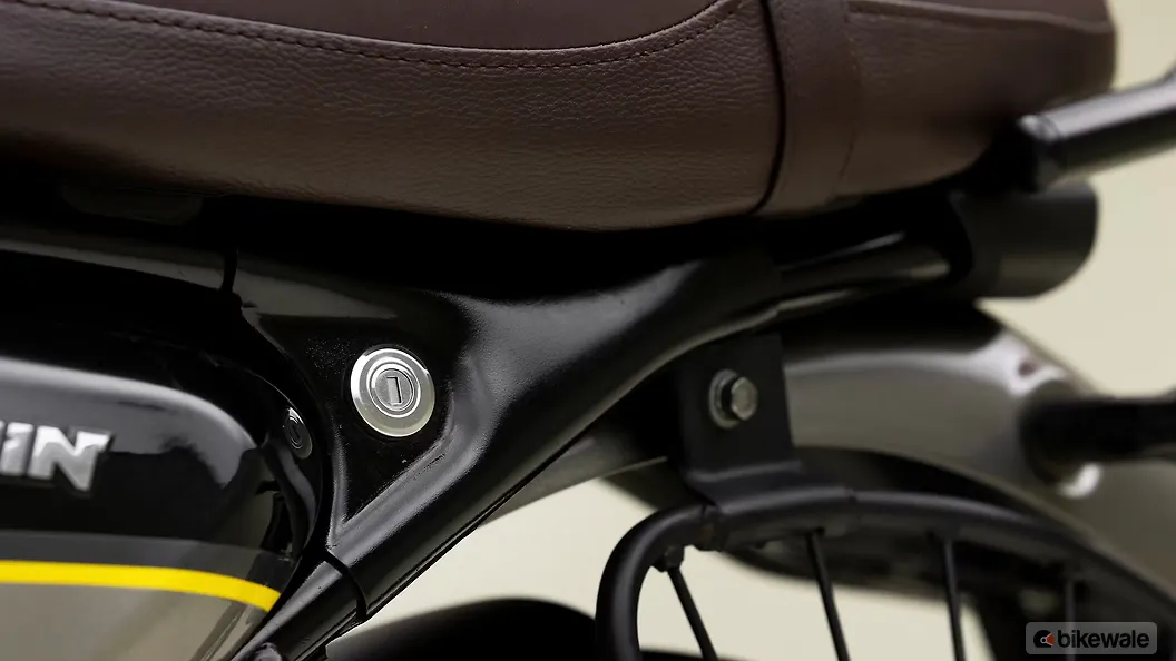 TVS Ronin Ignition Switch Image – BikeWale