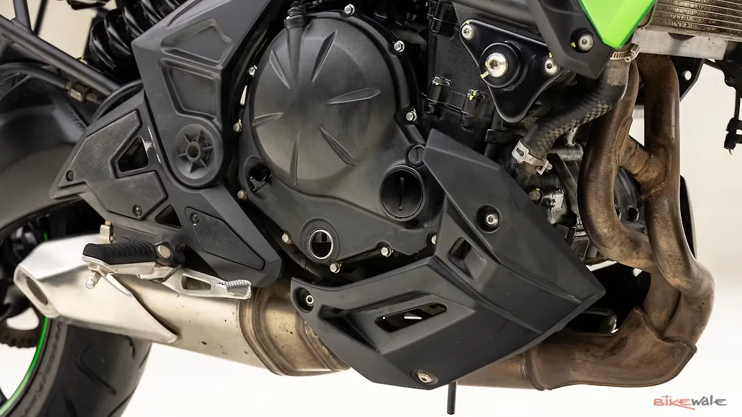 Kawasaki Versys 650 Engine Cowl Image – BikeWale