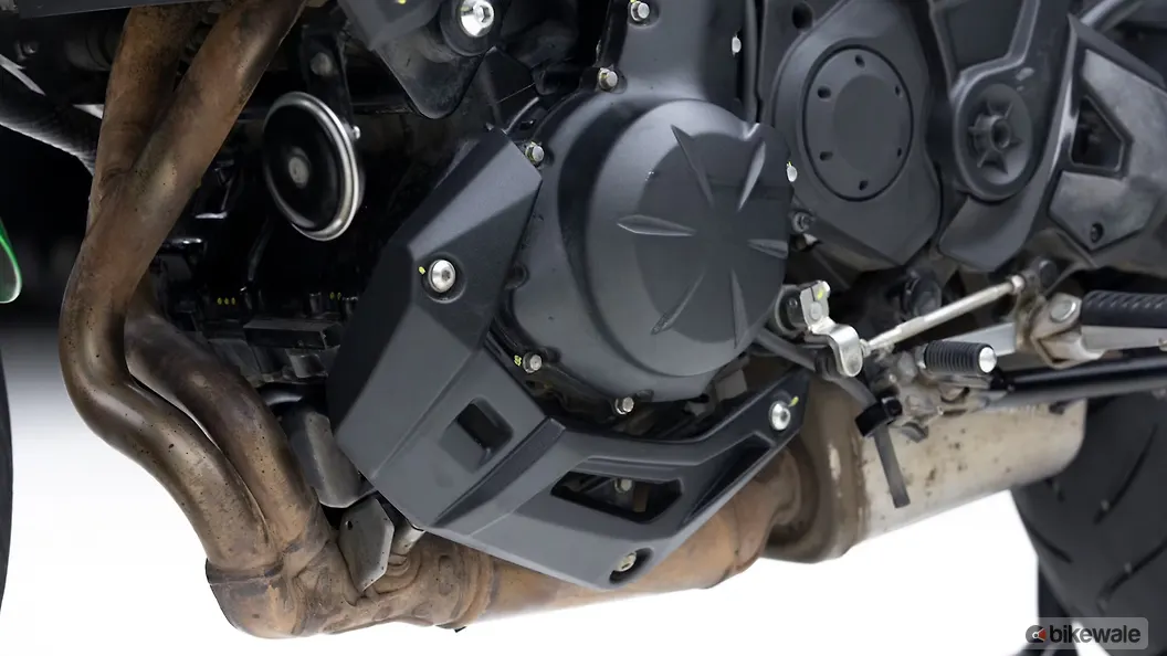 Kawasaki Versys 650 [2023-2024] Engine From Right Image – BikeWale