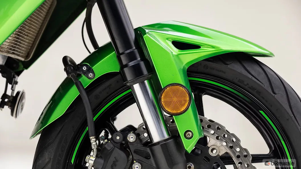 Kawasaki Versys 650 Front Disc Brake Image – BikeWale