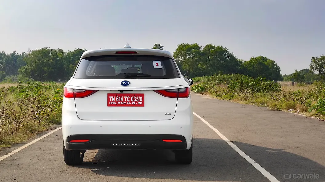 e6 Left Rear Three Quarter Image, e6 Photos in India - CarWale