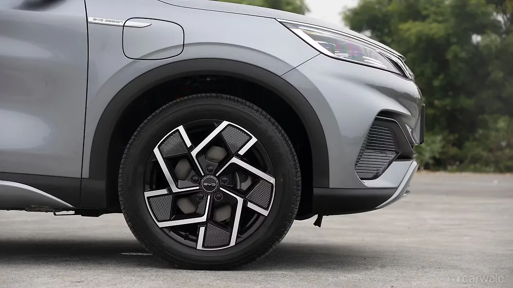 Atto 3 Wheel Image, Atto 3 Photos in India - CarWale