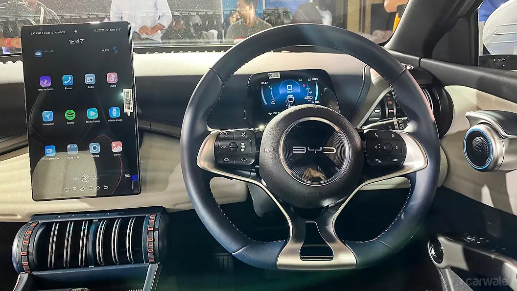 Atto 3 Steering Wheel Image, Atto 3 Photos in India - CarWale