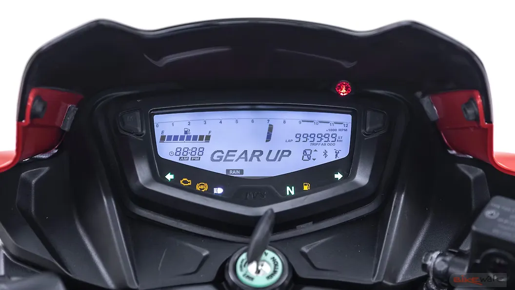 TVS Apache RTR 160 Left Side View Image – BikeWale