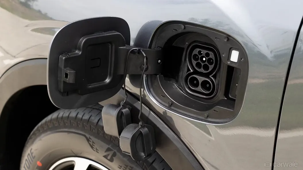 XUV400 EV Car Charging Input Plug Image, XUV400 Photos in India - CarWale