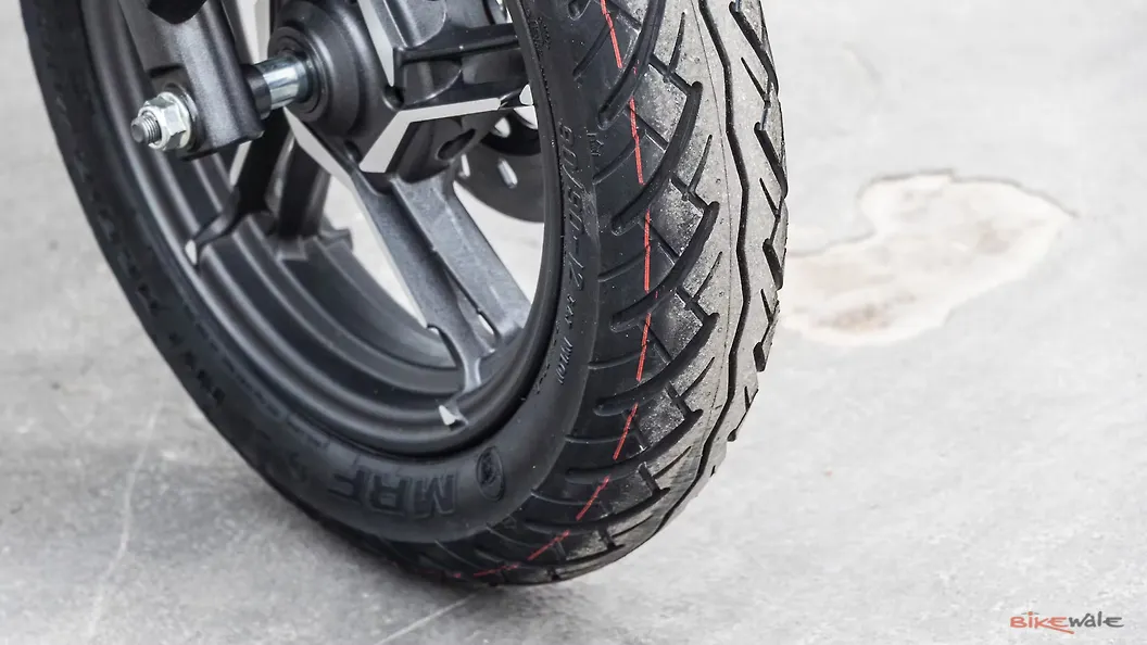 Hero Xoom Front Tyre Image – BikeWale