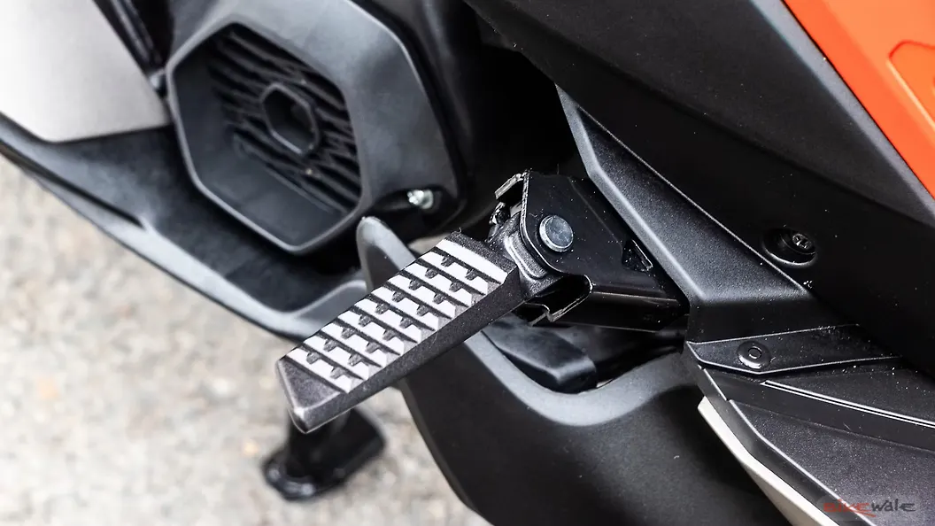 Hero Xoom Front Storage Compartment Image – BikeWale
