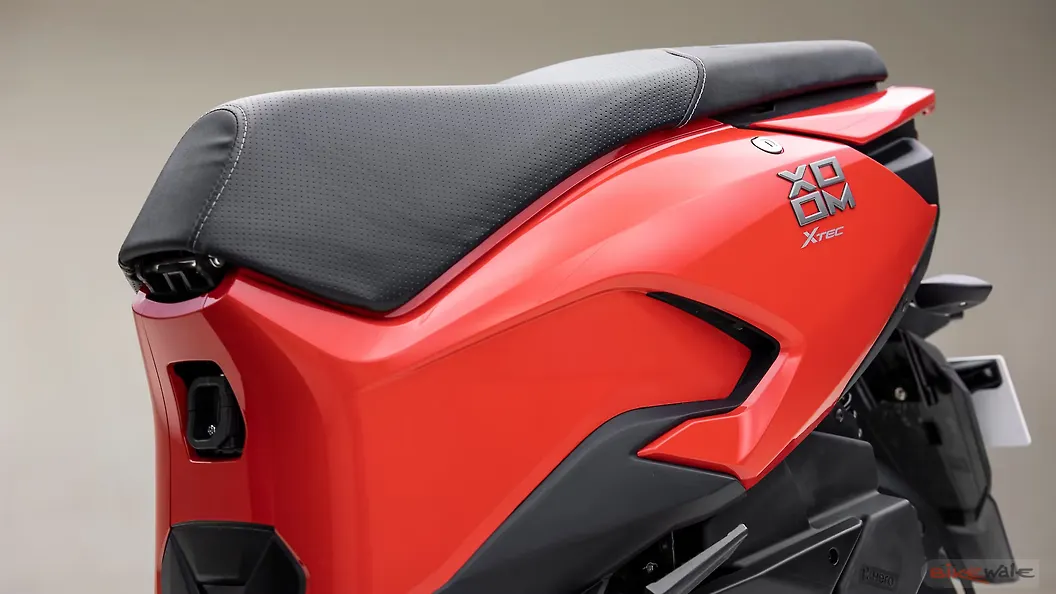 Hero Xoom Left Side Body Panel Badge Image – BikeWale