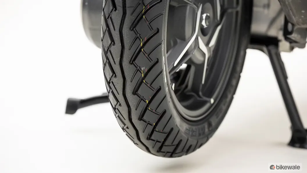 Hero Xoom 110 Rear Tyre Image – BikeWale