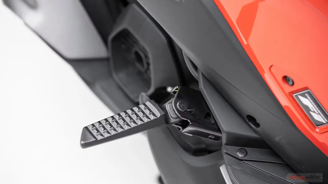 Hero Xoom Front Storage Compartment Image – BikeWale