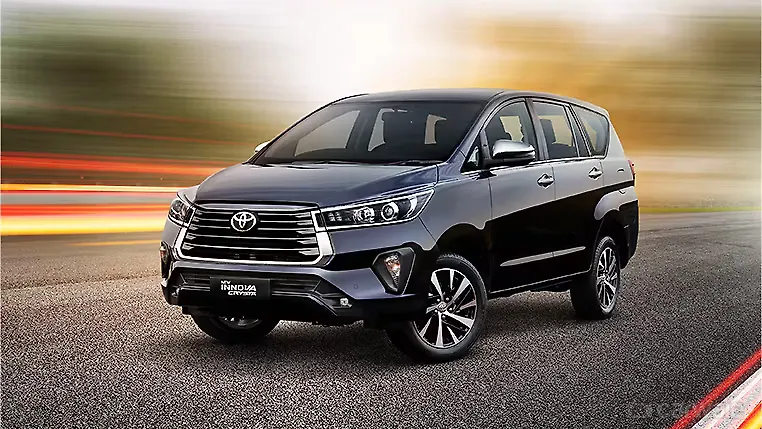 Innova Crysta [2020-2023] Left Front Three Quarter Image, Innova Crysta ...