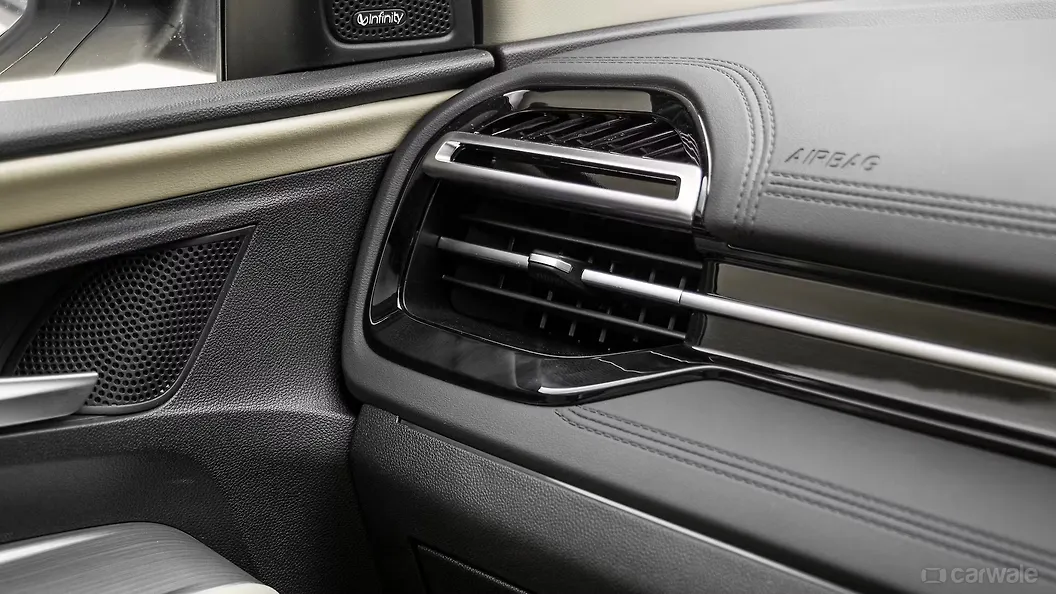 Hector Front Passenger Air Vent Image, Hector Photos in India - CarWale