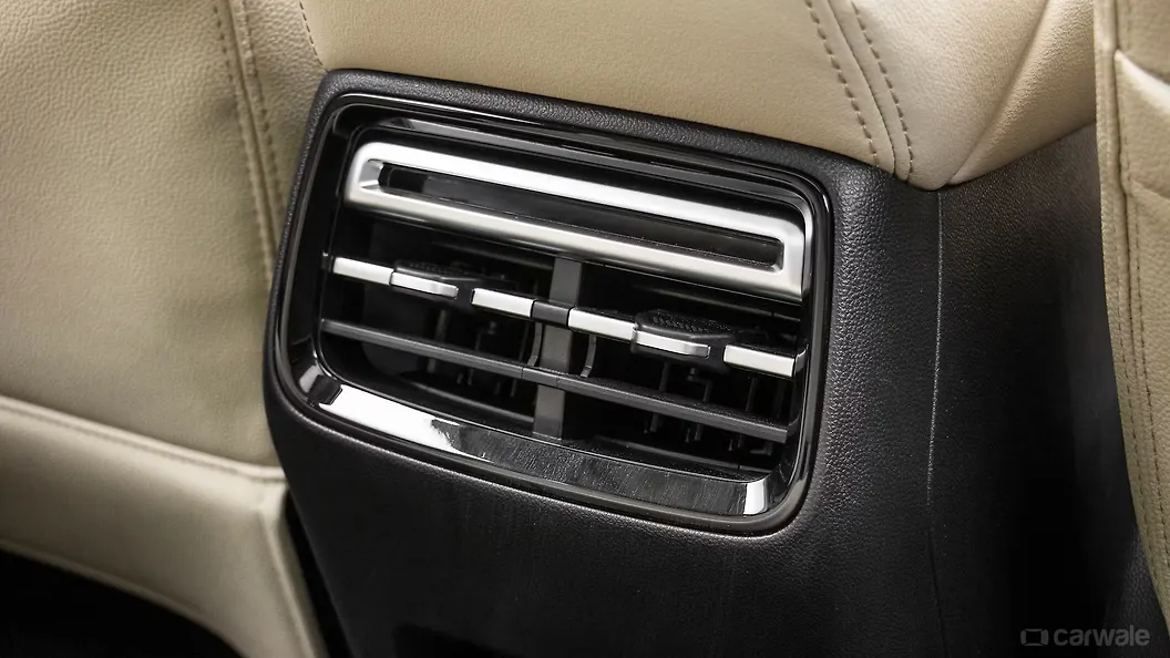 Hector Rear Row Air Vent Image, Hector Photos in India - CarWale