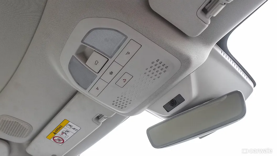 XEV 9e Left Steering Mounted Controls Image, XEV 9e Photos in India ...