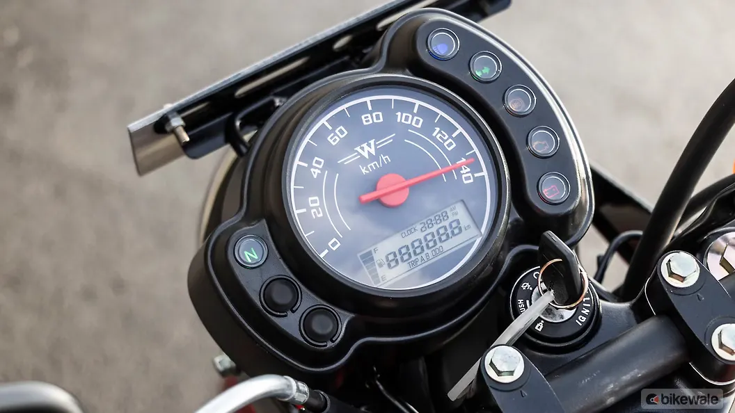 Kawasaki W175 Gear Shift Indicator Image – BikeWale