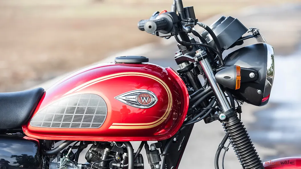 Kawasaki W175 Exhaust Headers Image – BikeWale