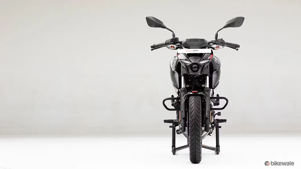 Bajaj Pulsar N160 Left Side View Image – BikeWale