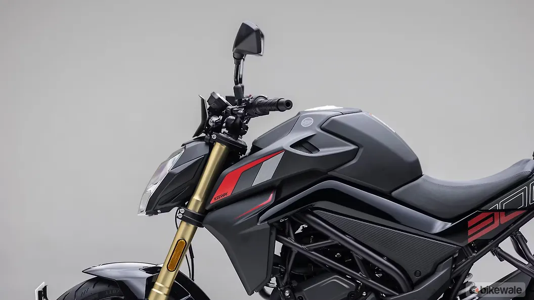 Keeway K300 N Branding/Fuel Tank Decal Image – BikeWale