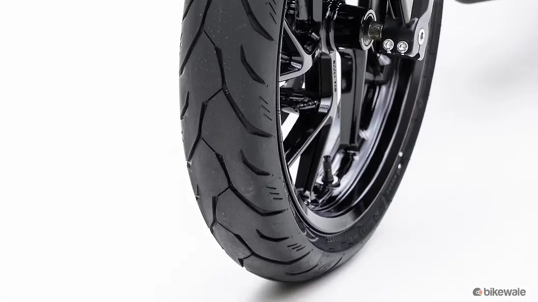 Keeway K300 N Front Suspension Image – BikeWale