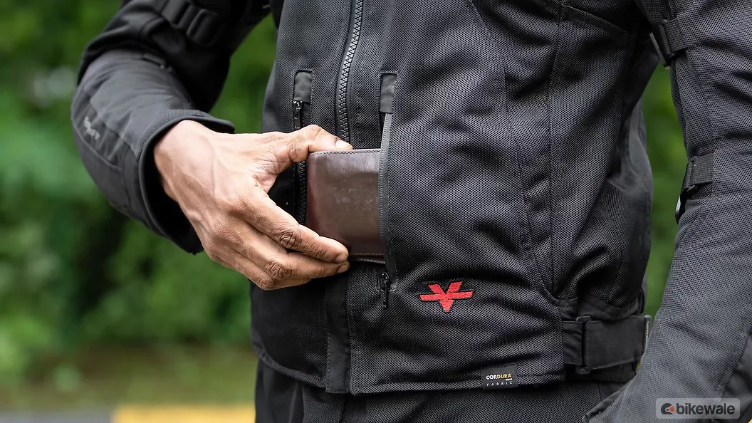 Royal Enfield Bullet 350 Rear View Image – BikeWale