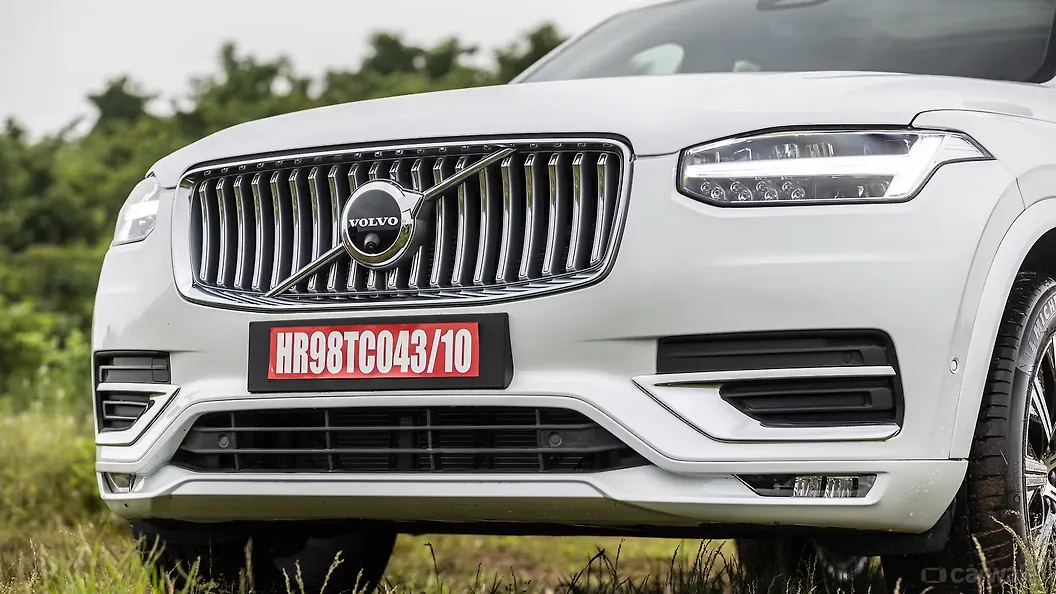 XC90 Front Bumper Image, XC90 Photos in India - CarWale