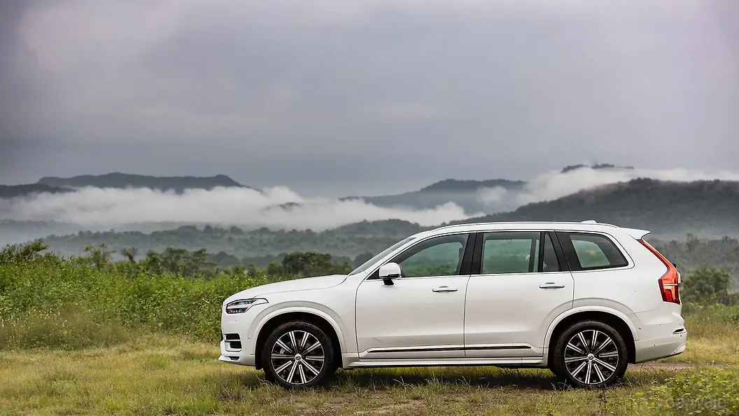 XC90 Left Side View Image, XC90 Photos in India - CarWale