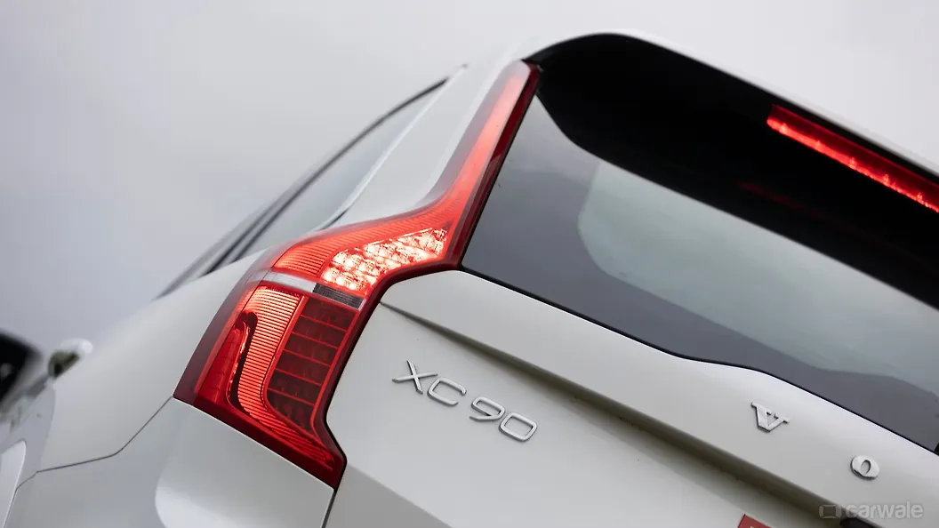 XC90 Rear Badge Image, XC90 Photos in India - CarWale