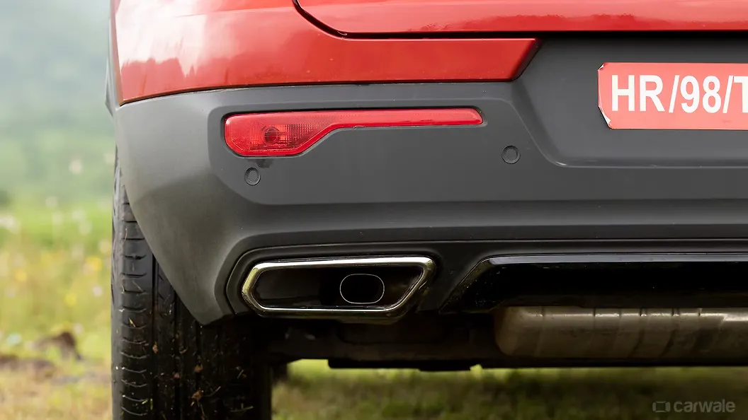 XC40 Rear Parking Sensor Image, XC40 Photos in India - CarWale