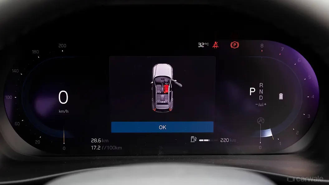 XC40 Instrument Cluster Image, XC40 Photos in India - CarWale