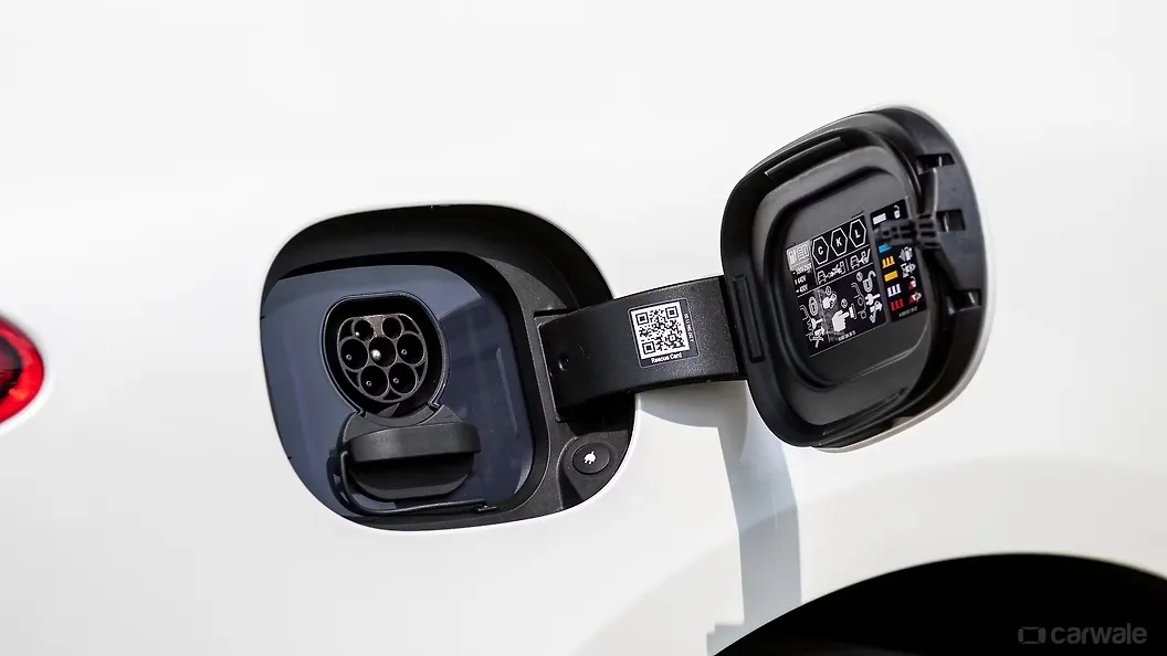 EQS Front View Image, EQS Photos in India - CarWale