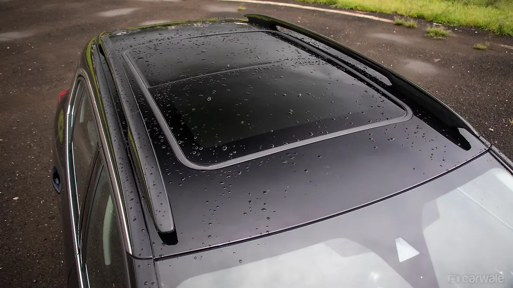 C5 Aircross Sunroof/Moonroof Image, C5 Aircross Photos in India - CarWale