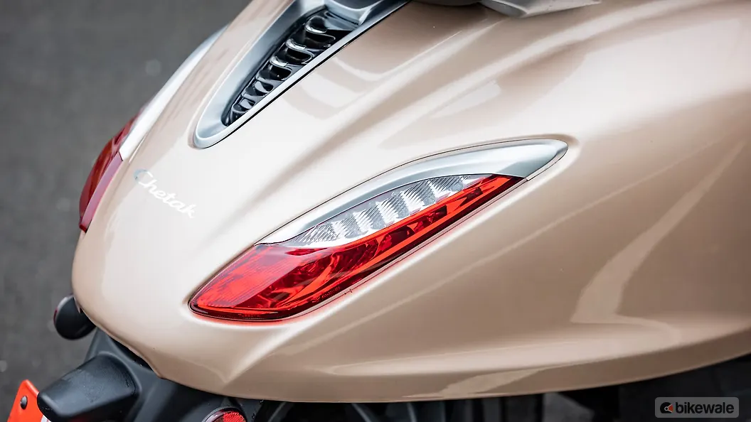 Bajaj Chetak Head Light Image – BikeWale