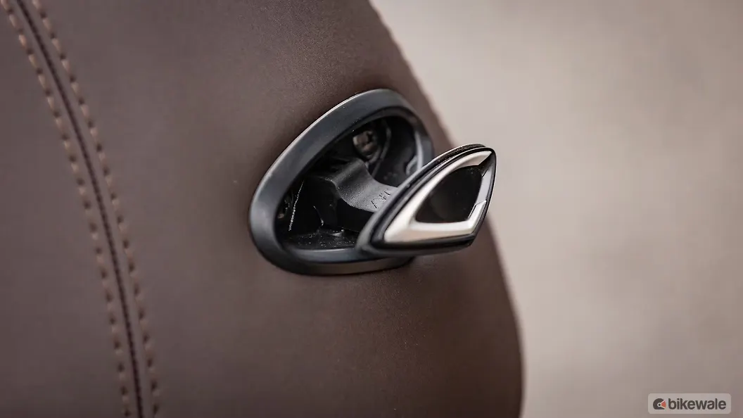Bajaj Chetak [2020-2024] Underseat Luggage Hook Image – BikeWale
