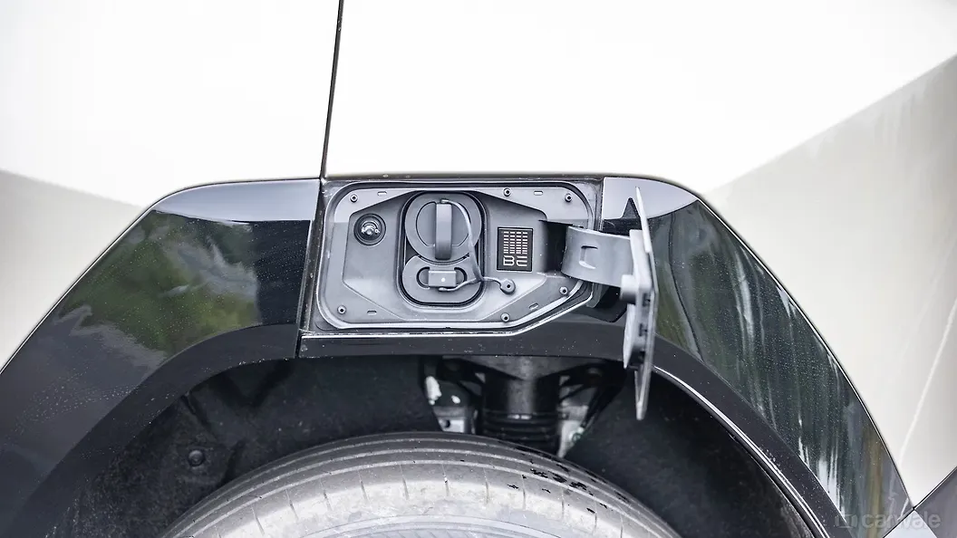BE 6 EV Car Charging Input Plug Image, BE 6 Photos in India - CarWale