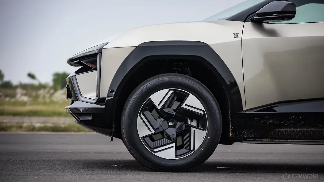 BE 6 Wheel Image, BE 6 Photos in India - CarWale