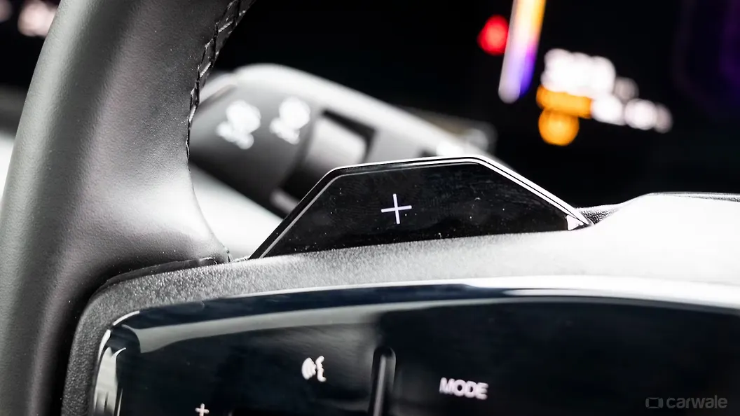 BE 6 Right Paddle Shifter Image, BE 6 Photos in India - CarWale