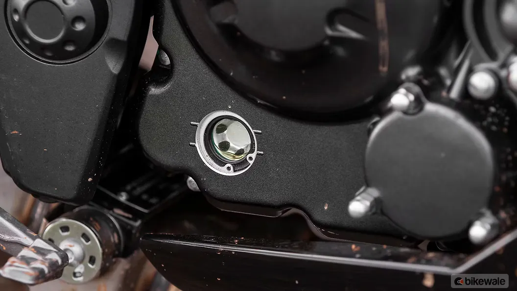 Zontes 350R Rear Brake Fluid Reservoir Image – BikeWale